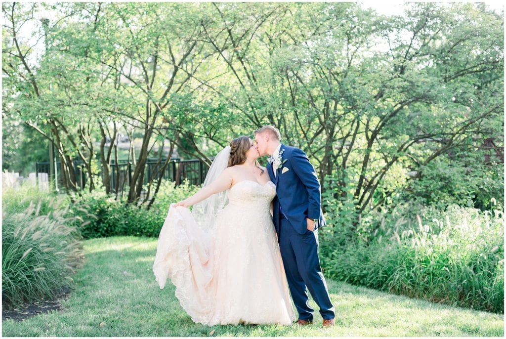 Laura + Kyle | Lockport Wedding | Jen Jinkens Photography