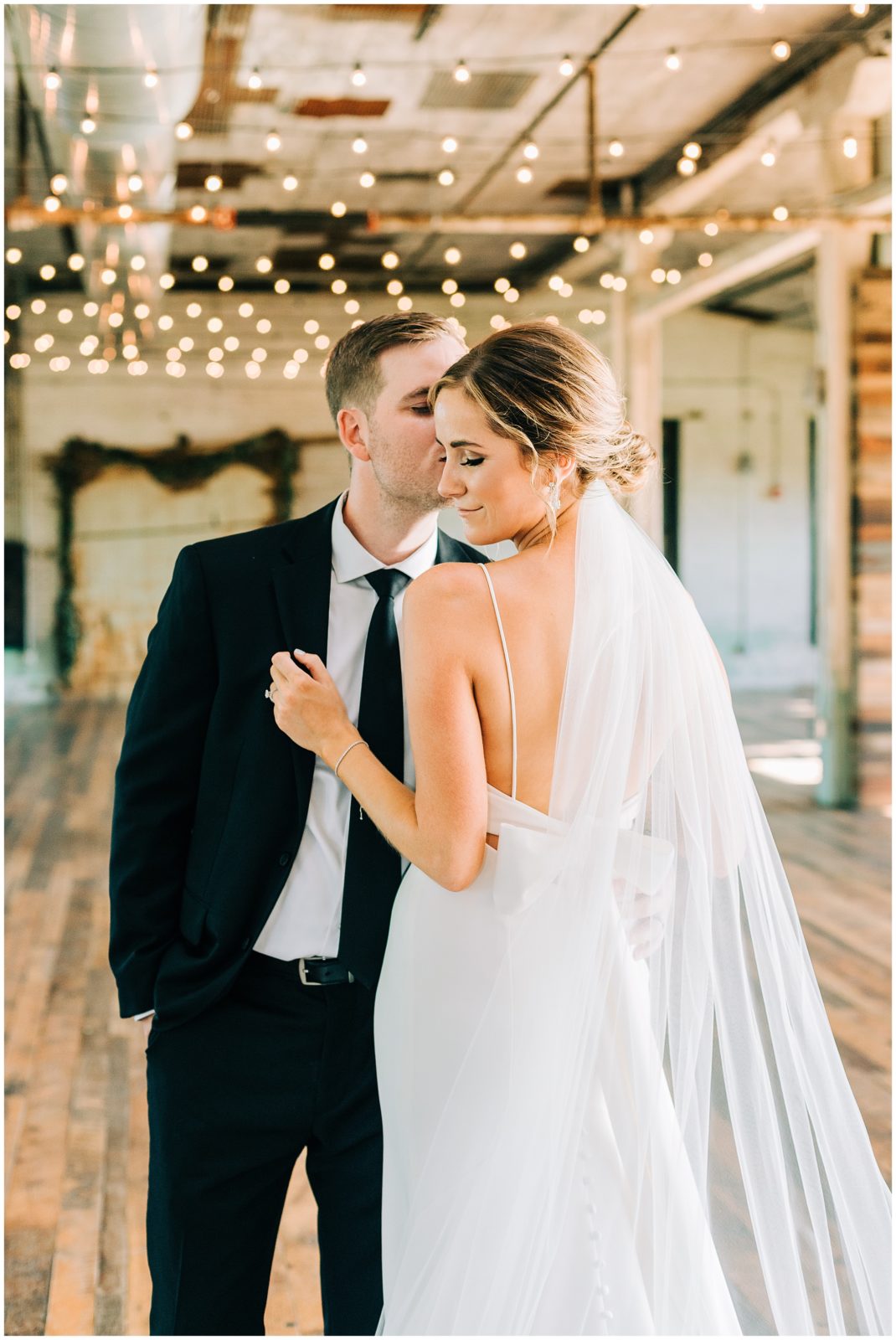 Mackenzie + Roy | Journeyman Distillery Wedding | Jen Jinkens Photos